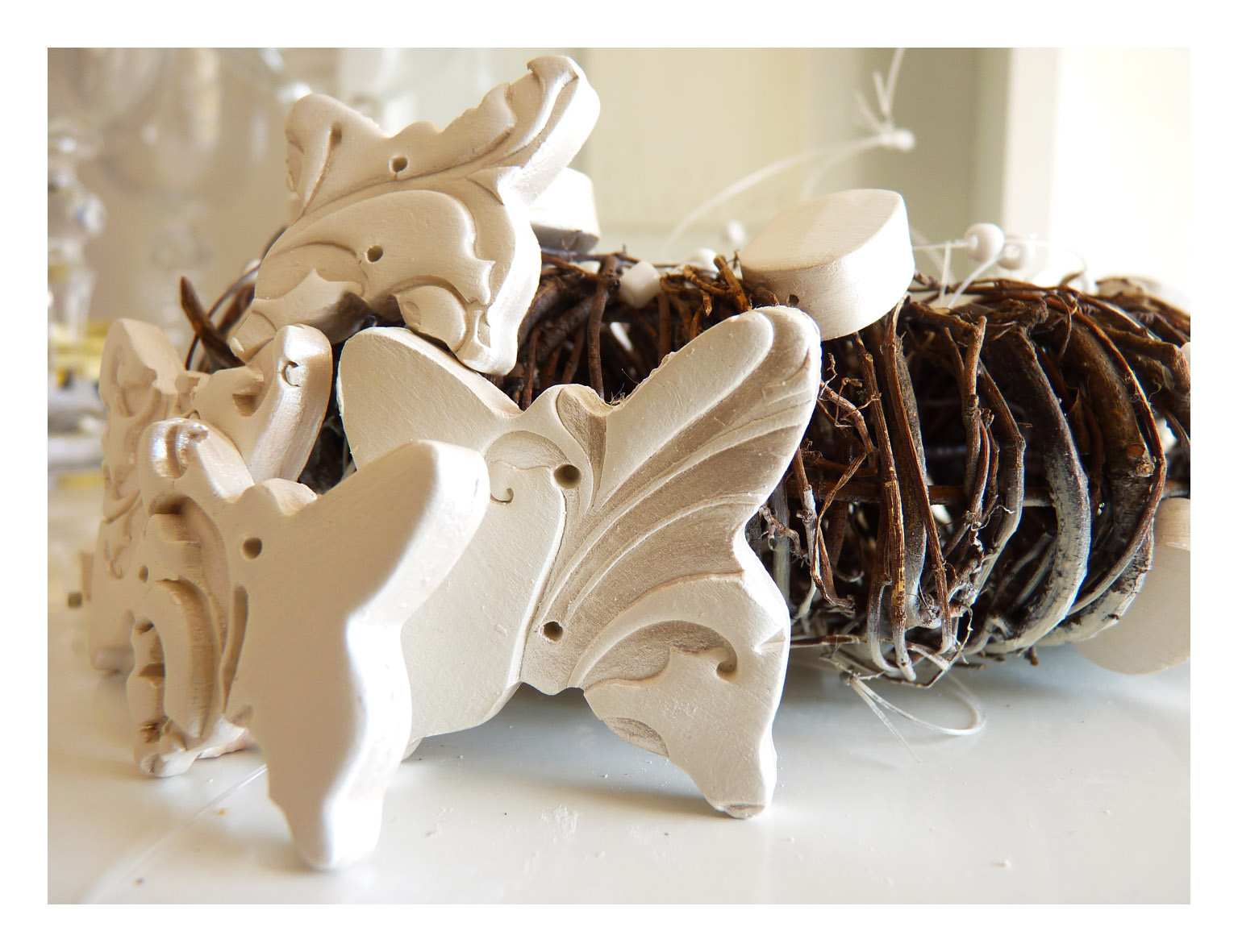 Pearl Wedding Mobile, Wreath With Porcelain Pearls. on Luulla